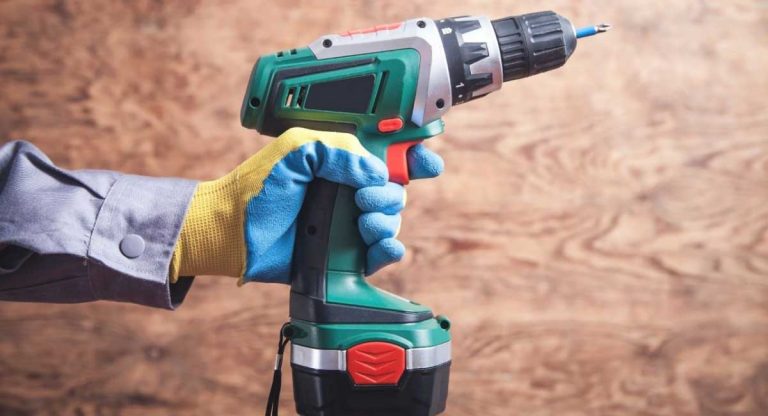 6 Best Cordless Tools for Contractors - Woodturning Tips