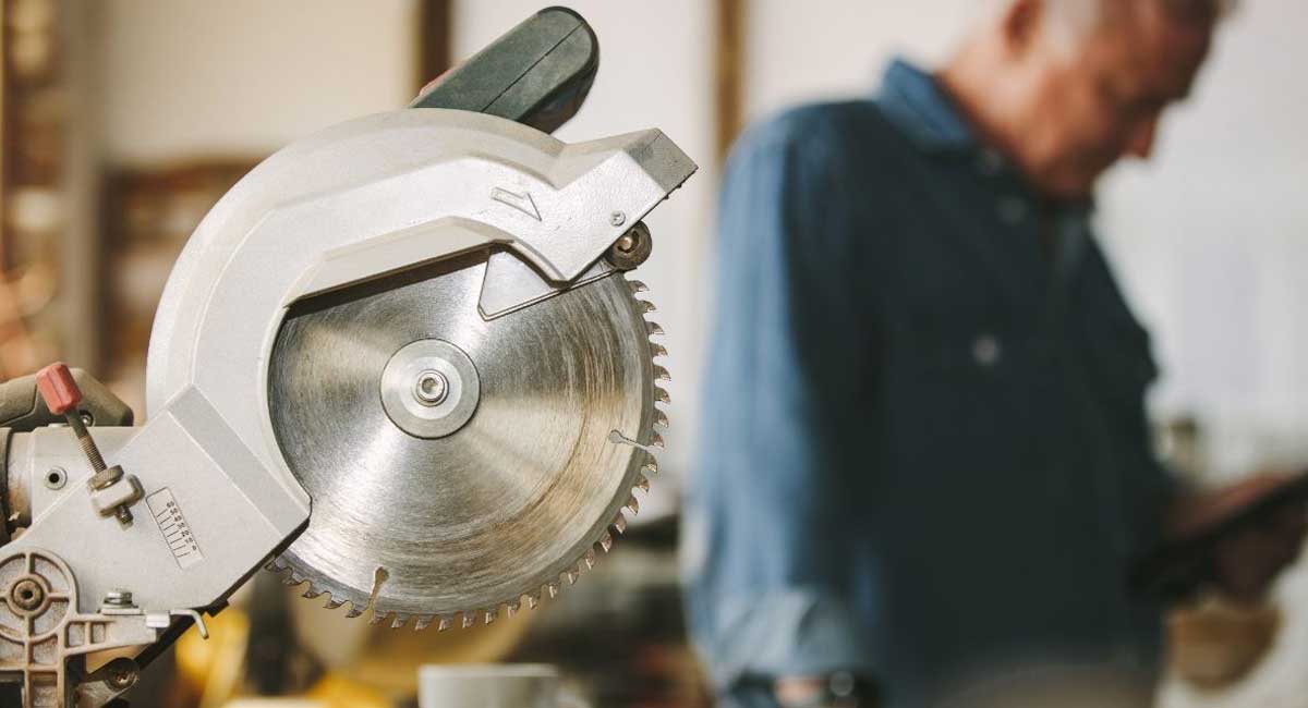 A Buying Guide For The Best Multi Purpose Saw - Woodturning Tips