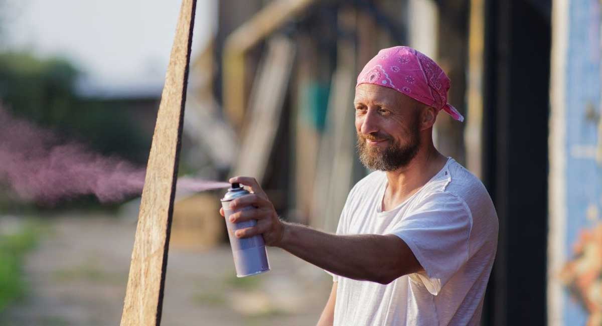 A Complete Guide to Buying the Best Spray Paints for Wood - Woodturning ...